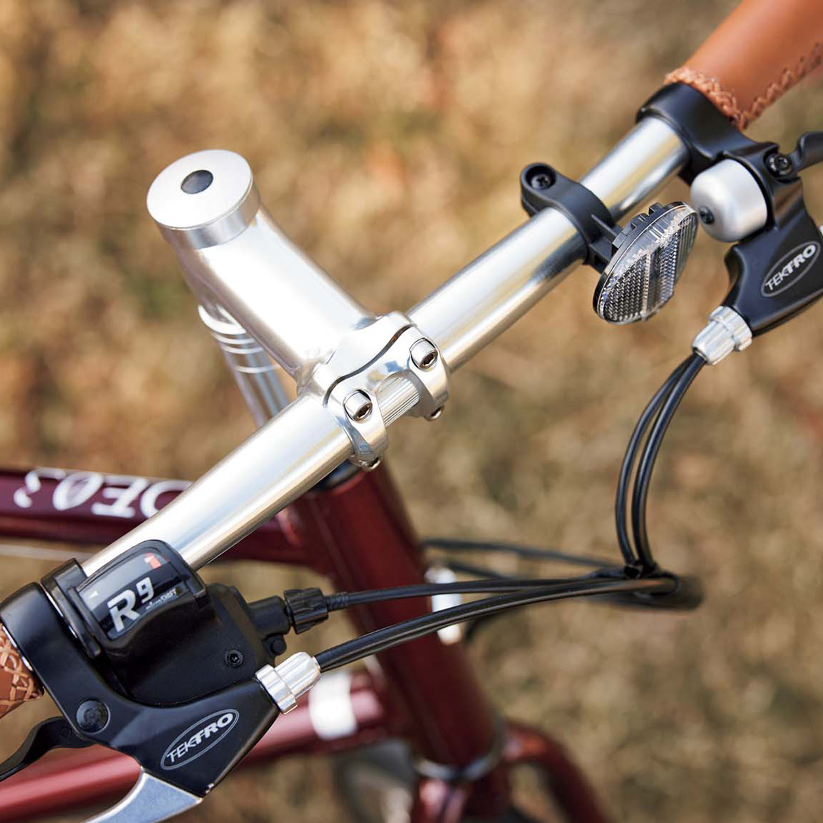 遊べるeバイク探し！ vol.10軽快＆お洒落さが魅力の“eミニベロ”！ 〈デイトナ ポタリングバイク〉DE03 | Lifestyle | Safari Online